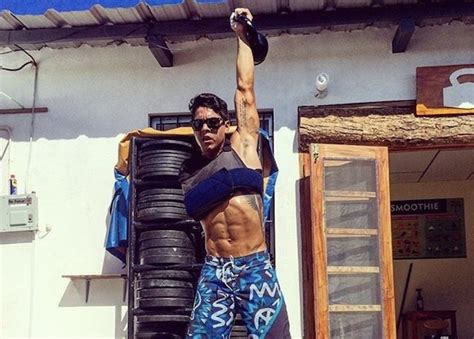 Doctors Told This Man To Forget About Crossfit But Now Hes Taking It