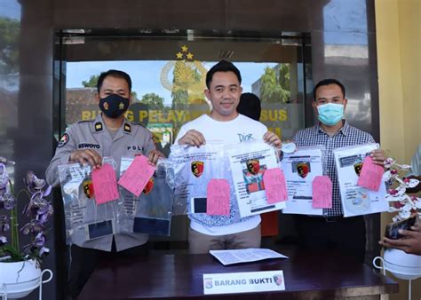Asmara Kandas Berondong Asal Narmada Sebar Foto Syur Mantan Di