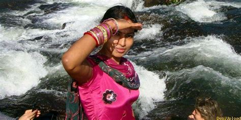 Desi Girl Bathing Pic Bikini World