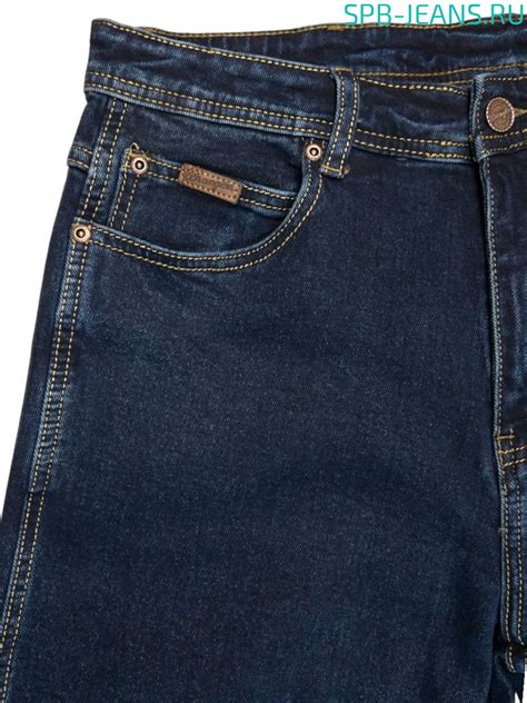 Джинсы Wrangler 777-22 stretch. Цена 2 900