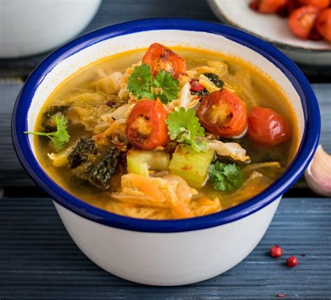 Vegetable Curry Soup Breada