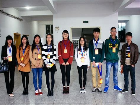 宁静以致远 实学以广才 管理学院学生党员积极参与晚自习管理 桂林理工大学学工处网站