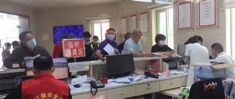 石狮老年人积极接种新冠病毒疫苗 助抗疫“一臂之力”蚶江镇