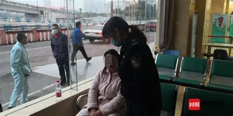 Trượt đại Học Nữ Sinh Buồn Suốt Mấy Năm Dẫn đến Trầm Cảm Mẹ đưa đến