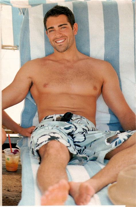 Shirtless Gazing Jesse Metcalfe