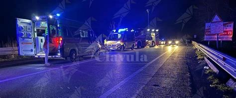Incidente Sulla SS 106 Un Morto E 4 Feriti Ciavula