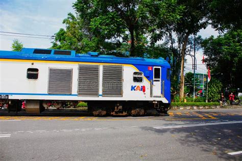 Kai Train Passes On The Winding Tracks Editorial Photography Image Of Railways Public 388268457