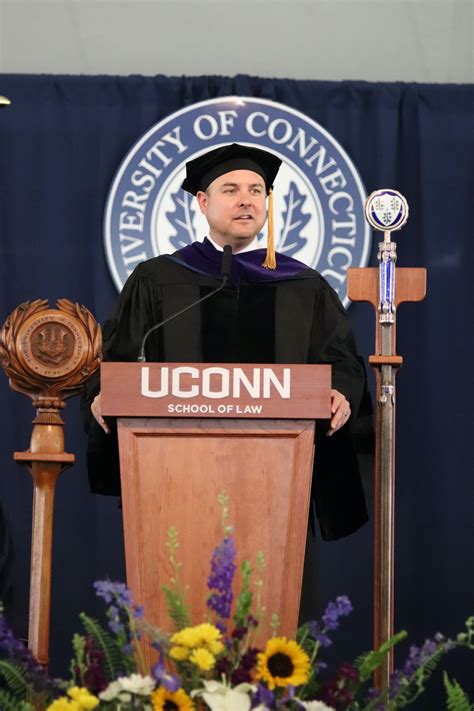 Uconn Law Commencement Celebrates Class Of 2022 Uconn Today