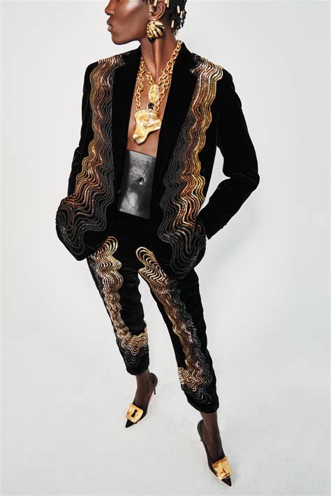 Maison Schiaparelli Collection Prêt à porter Automne Hiver 2021 22