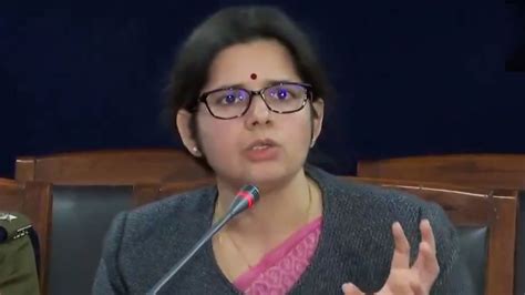 दंगाइयों को देखते ही गोली मारने का आदेश देने वाली हल्द्वानी की Dm वंदना