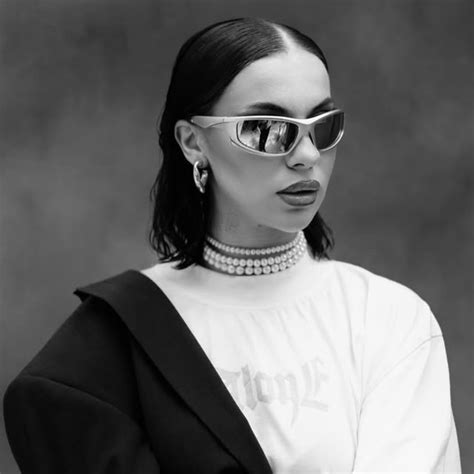 Moira 🛸 Moira Peiffer On Threads