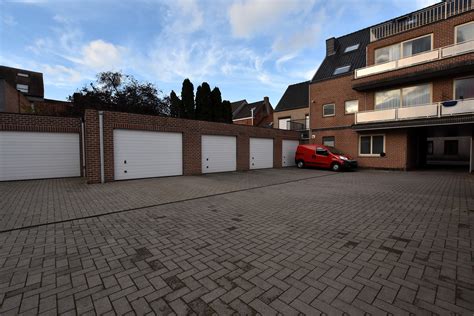Lichtrijk Appartement Met Garage In Het Centrum Eeklo Verdus