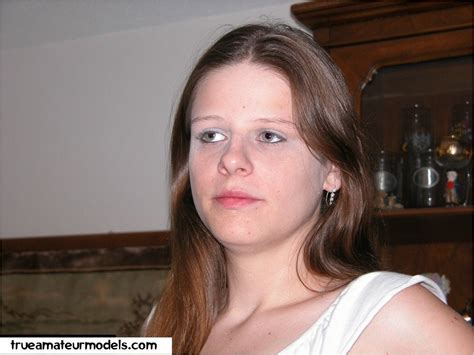 Fucking Grumpy Amateur Exposing Hairy Butthole Porn Pictures Xxx