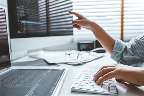 aws cost analysis comparing lambda ec2 fargate blogs perficient