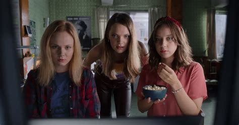 Netflix La Divertida Serie Que Explora La Sexualidad De Las Mujeres Y