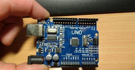 Uno Clone Stops Working Is It Ruined Ide X Arduino Forum