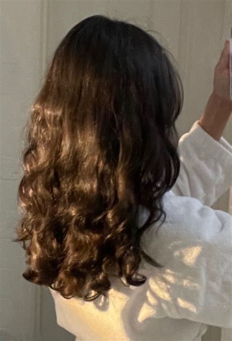Hairstyle Pretty Girl Haircuts For Wavy Hair Hair Day Wavy Hair