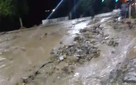 Fortes intempéries à Vgayet Des routes et quartiers inondés Tamurt