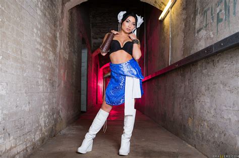 Sex Fighter Chun Li Vs Cammy Sex Fighter Chun Li Vs Cammy XXX Parody Porn Pic