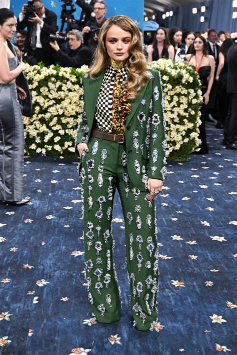 Joey King Miu Miu M2woman