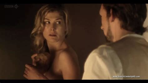 Rosamund Pike Nacktszenen Verliebte Frauen Hd Xhamster