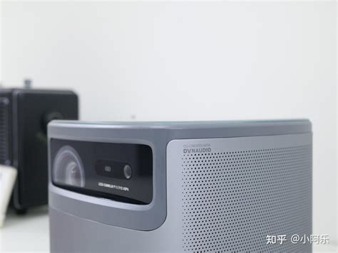 坚果J10S实测对比当贝 知乎