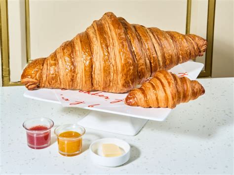 Charito By Bag Of Beans In Tagaytay A Fantastic Dining Spot Overlooking Taal Lake Philippine