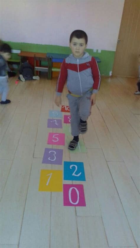 ვსწავლობთთამაშით გორისის საბავშვო ბაღი Facebook