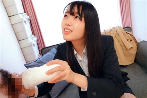 篠宮花音 就活中リクルートスーツ女子大生が童貞君の暴発改善オナホコキ 無料av動画