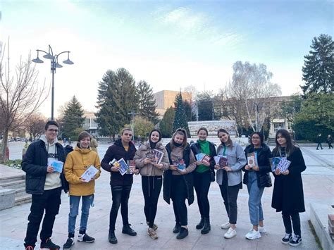 Ученическият парламент в Силистра организира благотворителен коледен базар Кворум Силистра