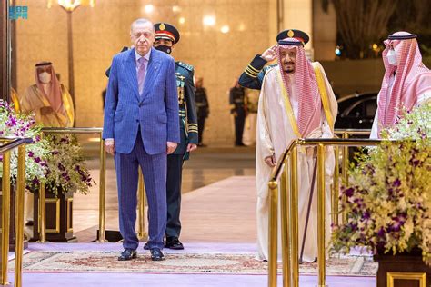 سياسي خادم الحرمين الشريفين يستقبل رئيس جمهورية تركيا ويُقيم مأدبة