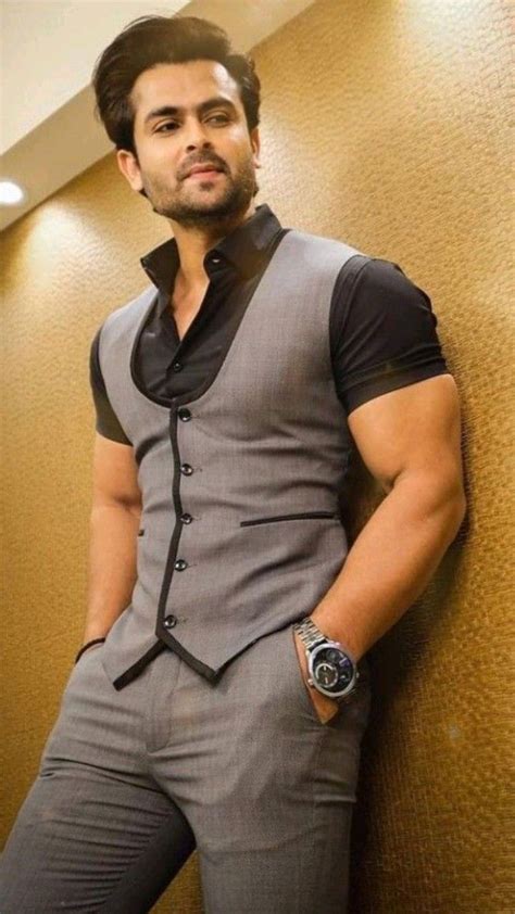 Stylish Man Photoshoot Man Outfit Ropa De Hombre Casual Elegante Ropa Casual De Hombre