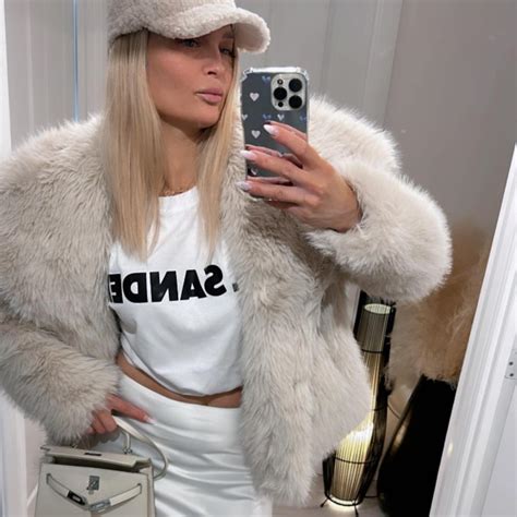 Cream Faux Fur Coat Faux Fur Jacket Rich And Warm Depop