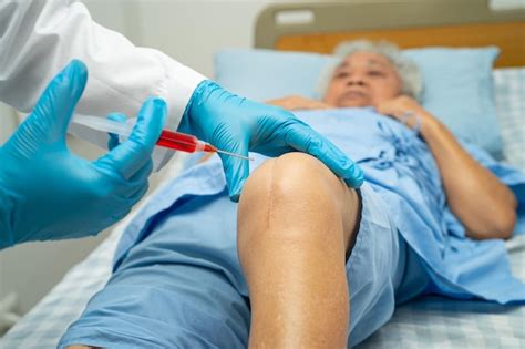 Premium Photo Asian Elderly Woman Patient Show Her Scars Surgical