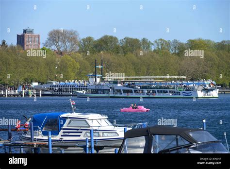Tegel lake Fotos und Bildmaterial in hoher Auflösung Alamy