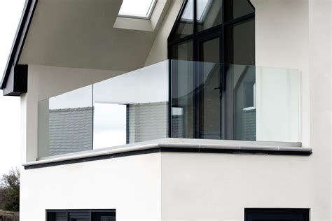 Frameless Glass Balcony Railing
