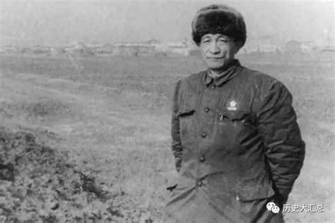 紅軍抓了個俘虜，他幫紅軍連勝35仗打垮20萬敵軍，成開國中將 每日頭條