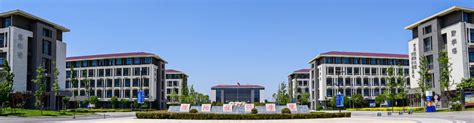 学院简介 濮阳技师学院