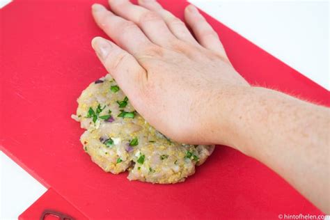 Healthy Turkey Burgers Easy Recipe Hint Of Helen