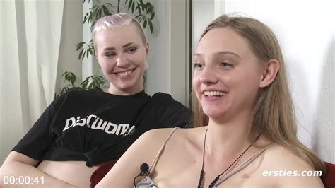 1678 Two Teen Lesbians Licking And Fingering To Orgasm Ersties