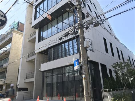 홍대 정문 부근에 한우 오마카세 『art Space Woowol 홍대 아트스페이스 우월 』이 오픈했대 강서통신