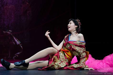 演劇界を騒然とさせた松本潤、長澤まさみ、永山瑛太による舞台初競演が実現したnoda・map「正三角関係」芸能人・著名人のニュースサイト ホミニス