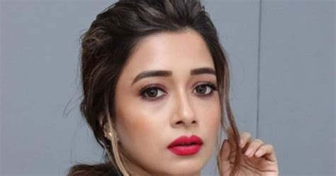 Bigg Boss Tina Datta To Sidharth Shukla Who Needed Medical Help