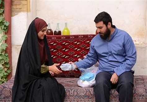 بیوگرافی و عکس‌های شخصی سارا رسول زاده نجلای جذاب با ظاهر مثبت و منفی