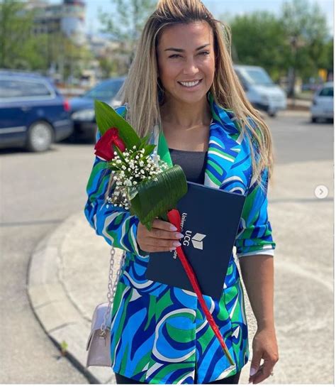 Geta Beqa Doktoron Në Mal Të Zi Epoka E Re