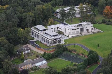 Sir Cliff Richards Luxury Penthouse That Is Being Searched By Police