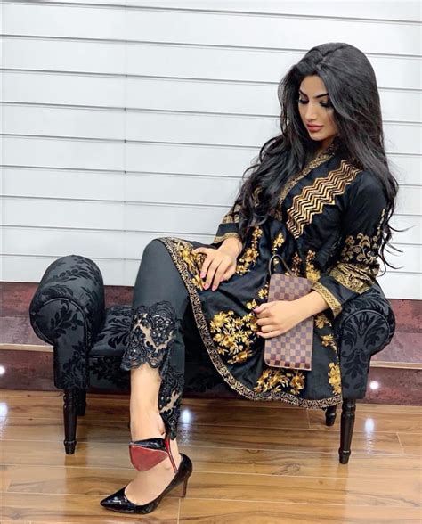 Hottest Paki Girl From Maidenhead London Pakistani Classy Porn Pictures