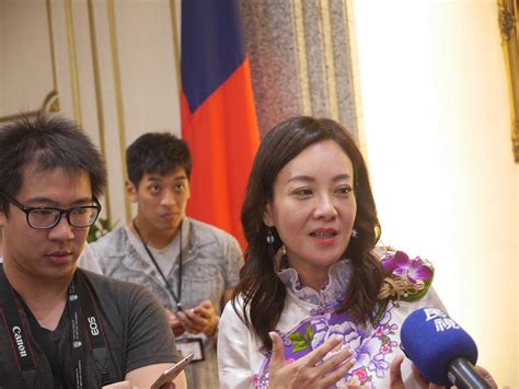 遭撤銷學位辭綠營職！蔣絜安自爆用人不慎：強暴脅迫下不當的作為 政治快訊 要聞 Nownews今日新聞