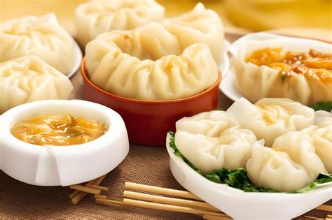 Premium Ai Image Chinese Steamed Dumplings In Bamboo Steamer On White
