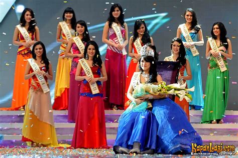Vania Larissa Indonesia 2013
